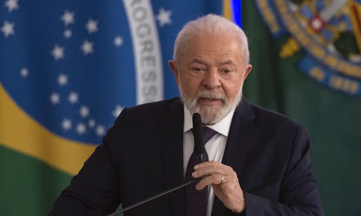 Lula confirma viagem aos EUA para encontro direto com Trump em meio a ...
